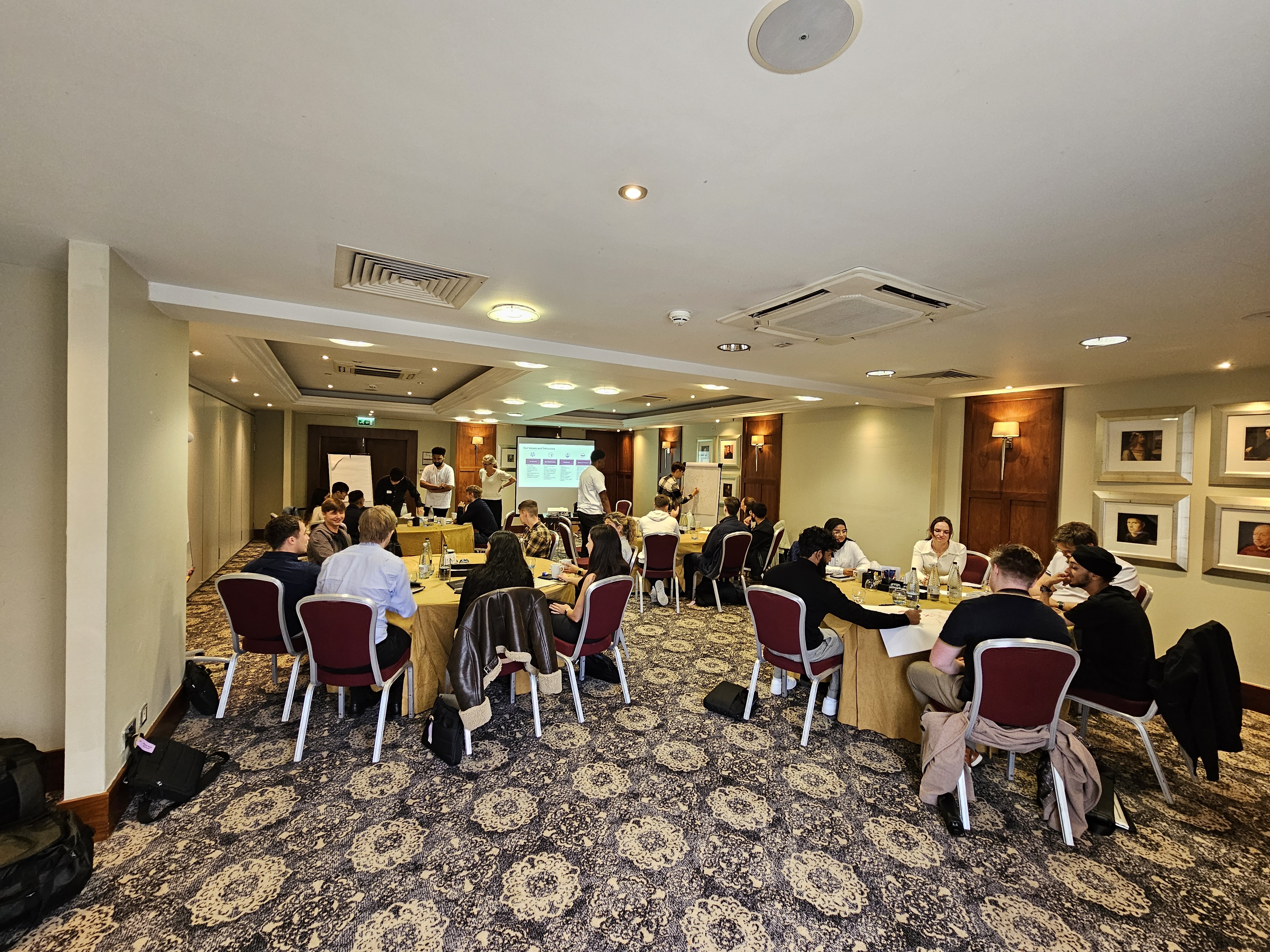26 new Graduates and Apprentices join Telent - Telent